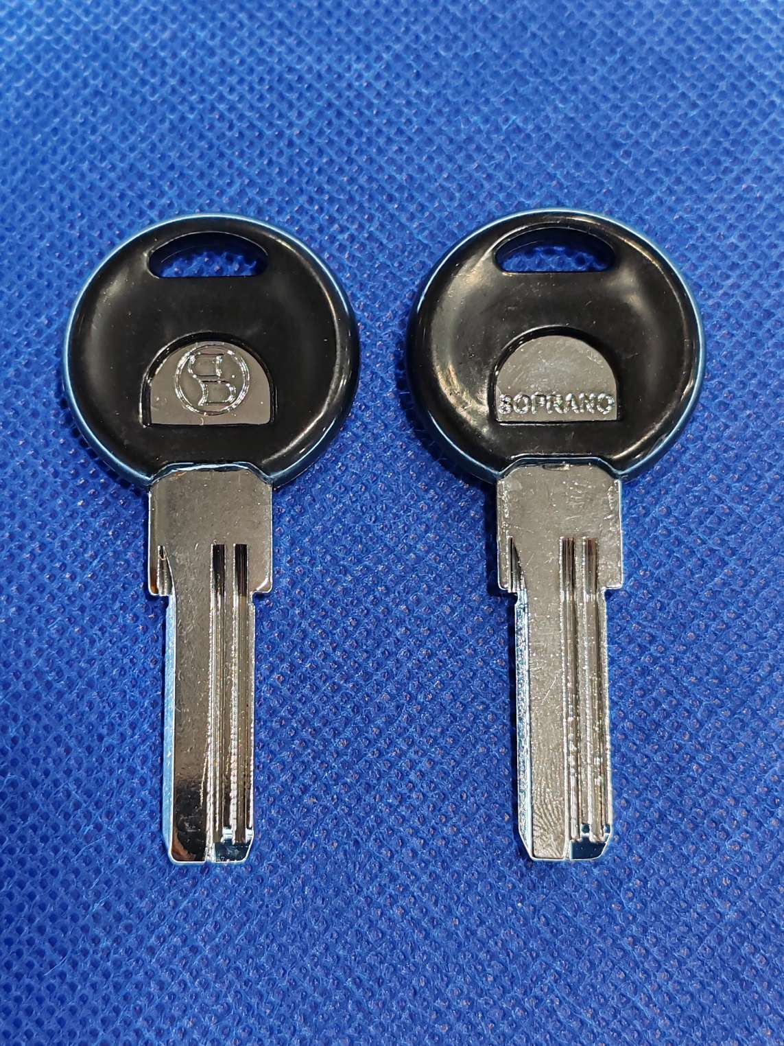 Llave Dovale multipunto Soprano 1132 - MercadoCerrajero.uy